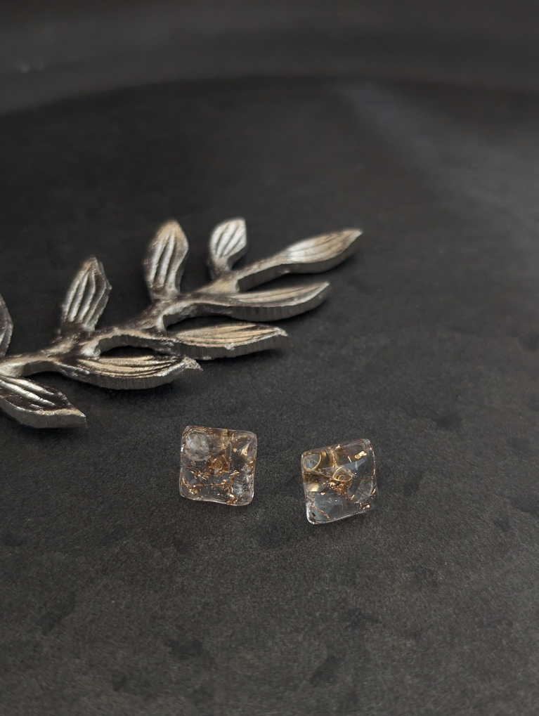 Ulu | Rojima（ロジマ）